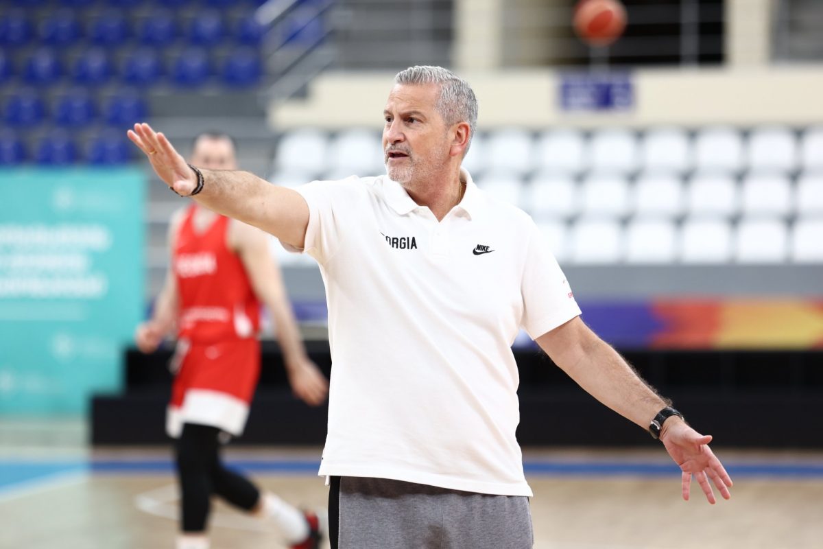 Ilias Zouros Chose 12 Players For Game Against Netherlands - GBF.GE